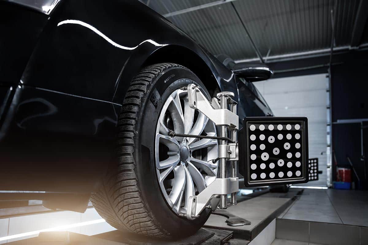 Do I Need a Wheel Alignment? Maintaining Your Vehicle's Balance